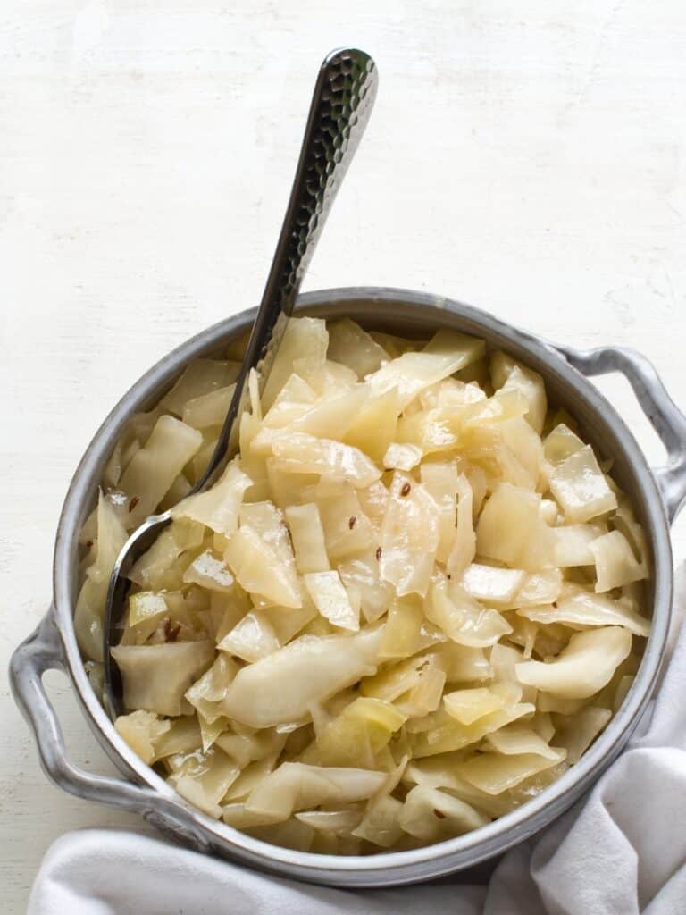 Schmorkohl als Beilage, Rezept aus Böhmen - Culina Bohemica